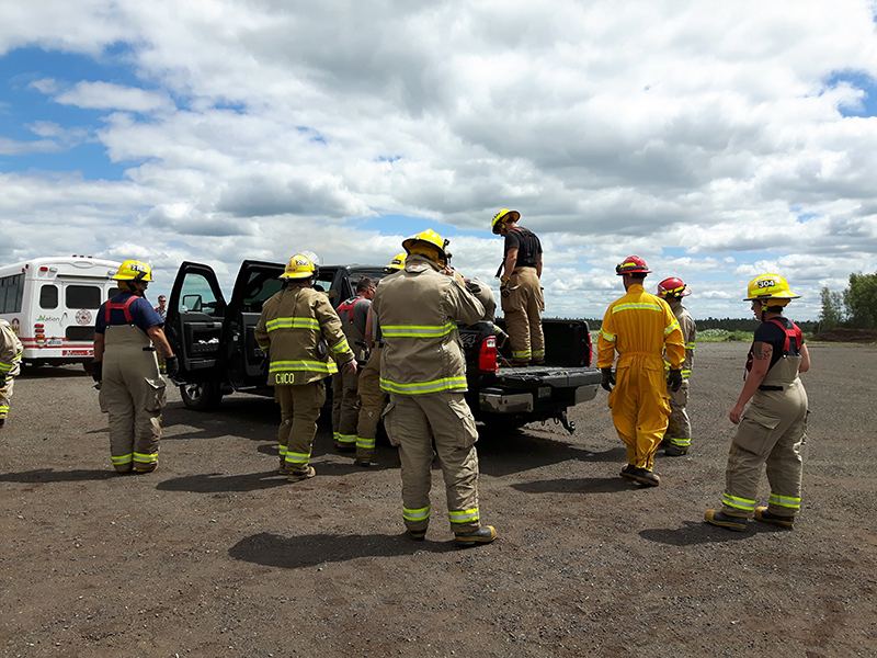60 firefighters worked to extinguish field fire near Alfred Bog - The ...