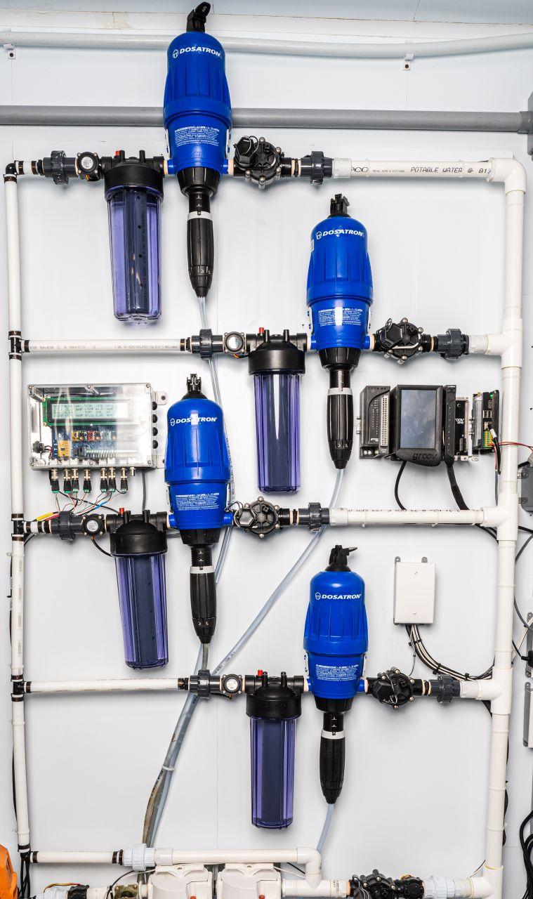 Feeding the Earth through indoor farming - The Review Newspaper