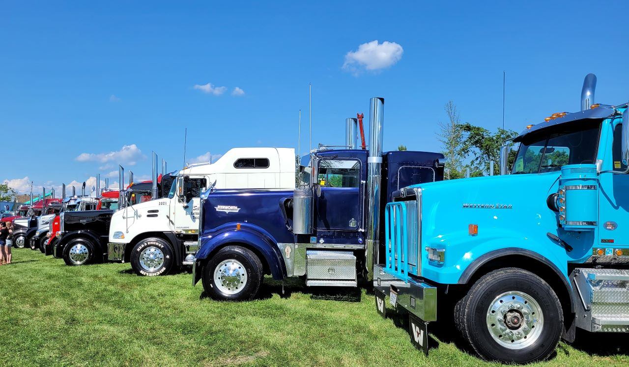 Truck Pull Show ‘N’ Shine draws big crowd to Vankleek Hill Fairgrounds ...