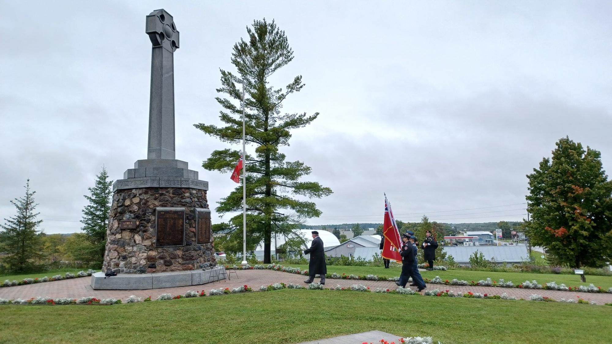 Memorial service held for Queen Elizabeth II in Alexandria - The Review ...