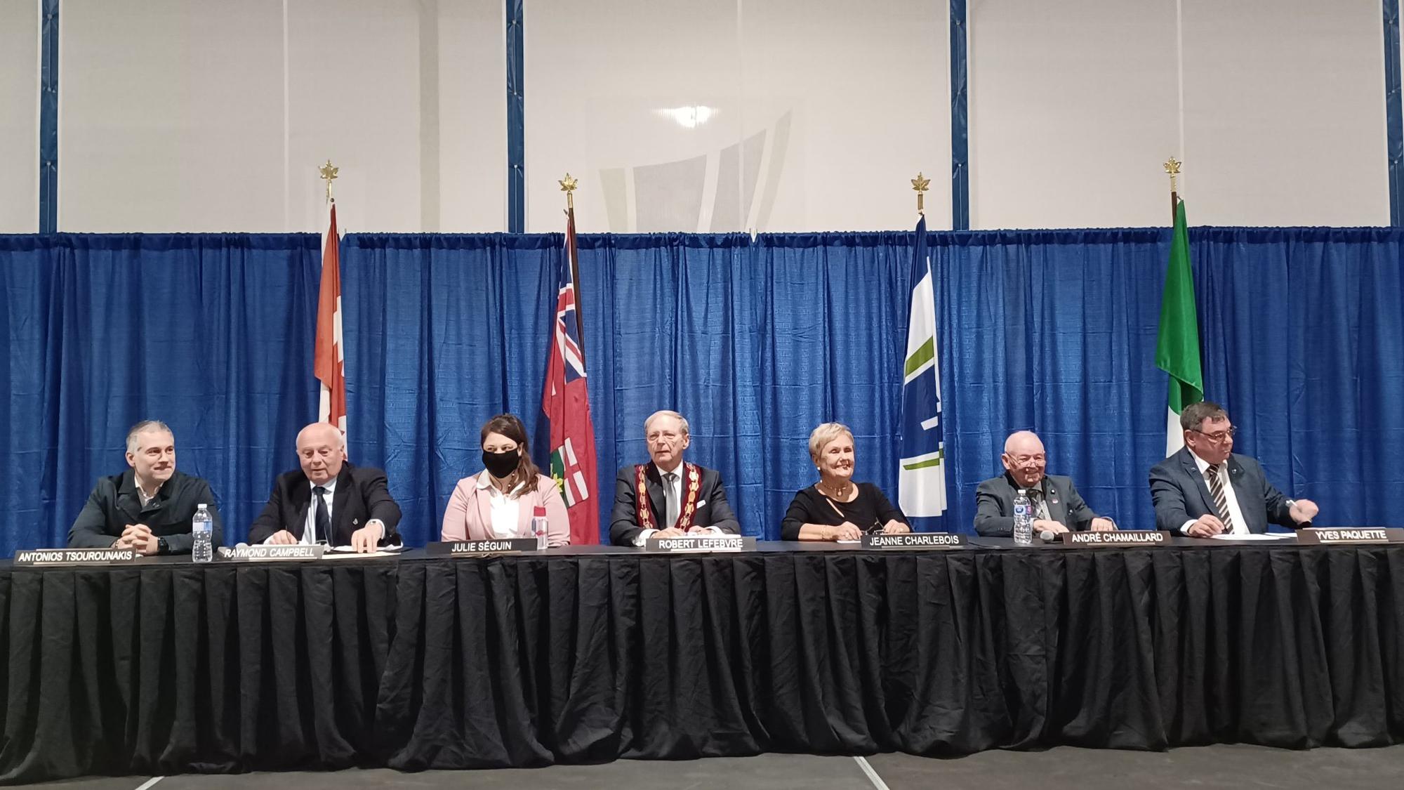 New Hawkesbury council takes office - The Review Newspaper