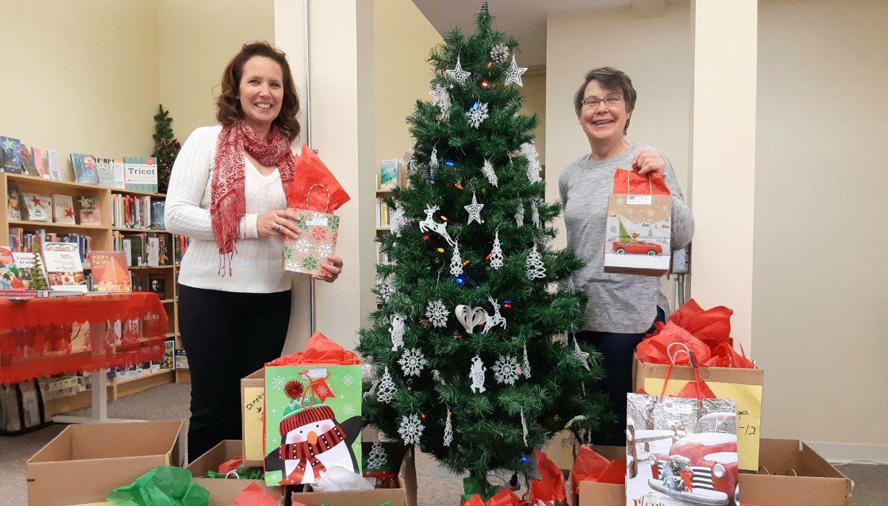 Champlain Library thanks community - The Review Newspaper