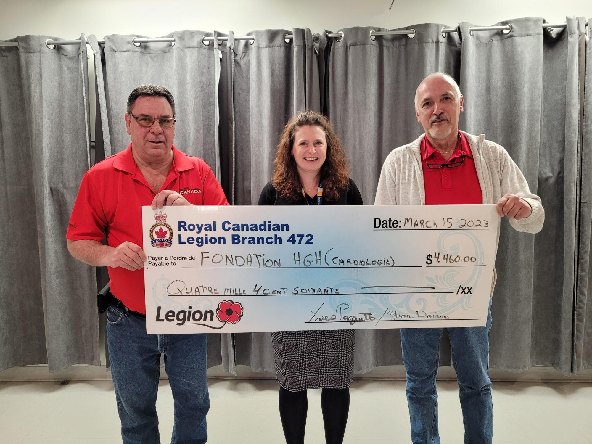 Cheque Presentation Photo - The Review Newspaper