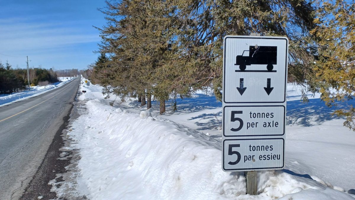 Half-load limits in Prescott-Russell